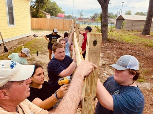 Youth Group Mission Trips for Teens | Making an Impact